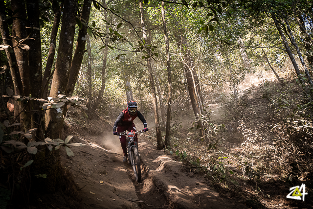 em-907 – Epic Enduro Series